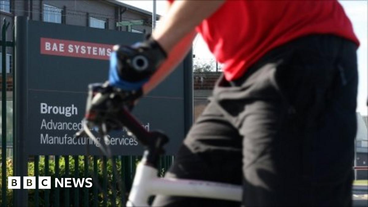 BAE Brough workers hold cycle protest against job cuts - BBC News