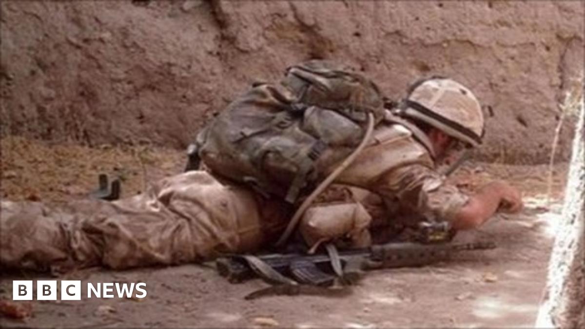 Ranger Aaron McCormick: Mother wants bravery recognised - BBC News