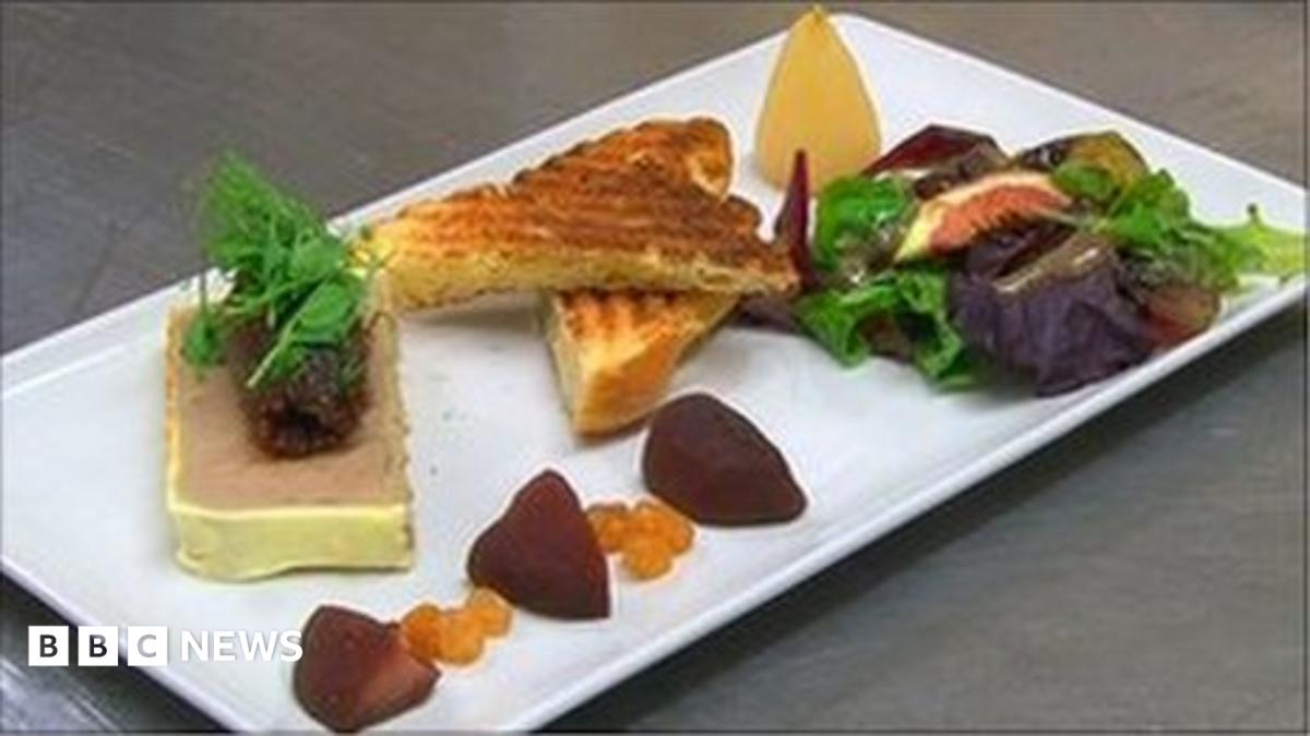 Glasgow chef sees stars over 2012 Michelin Guide - BBC News