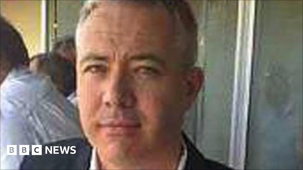 Vincent Cooke not charged over death of alleged burglar - BBC News