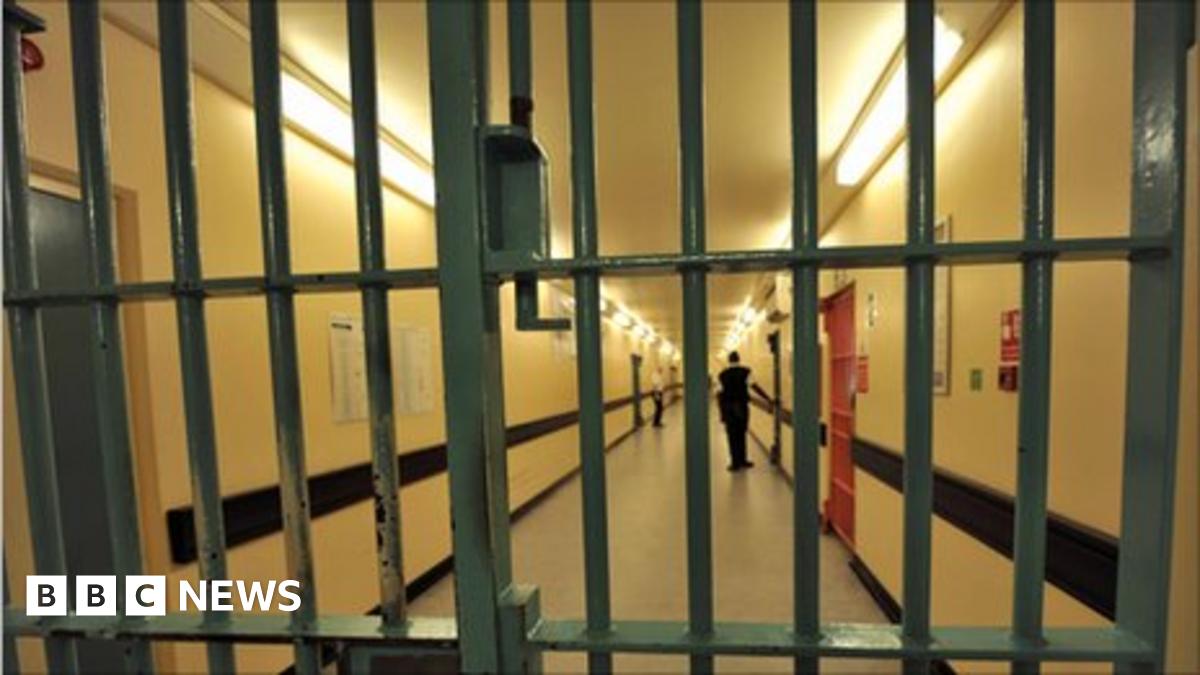 'Shocking' toll of prison remand deaths - BBC News