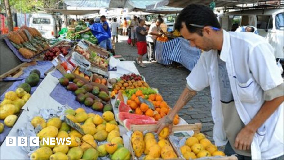 Brazil inflation rate climbs after interest rate cut - BBC News