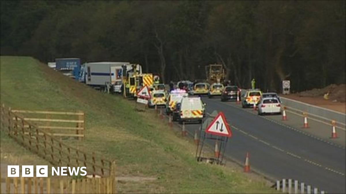 Man charged over fatal crash following police pursuit - BBC News