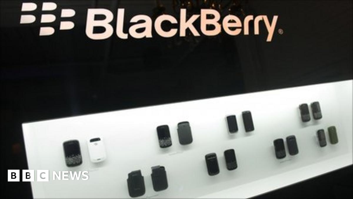 Blackberry users complain of fresh crash - BBC News