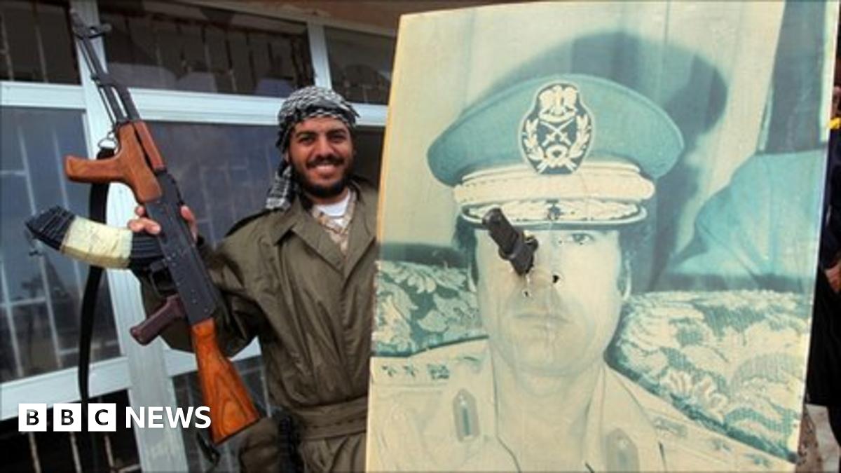 Gaddafi loyalists make Sirte tough nut to crack - BBC News