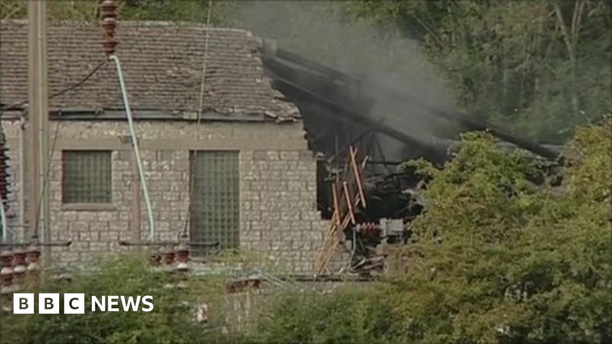 Winster substation fire causes power cut - BBC News