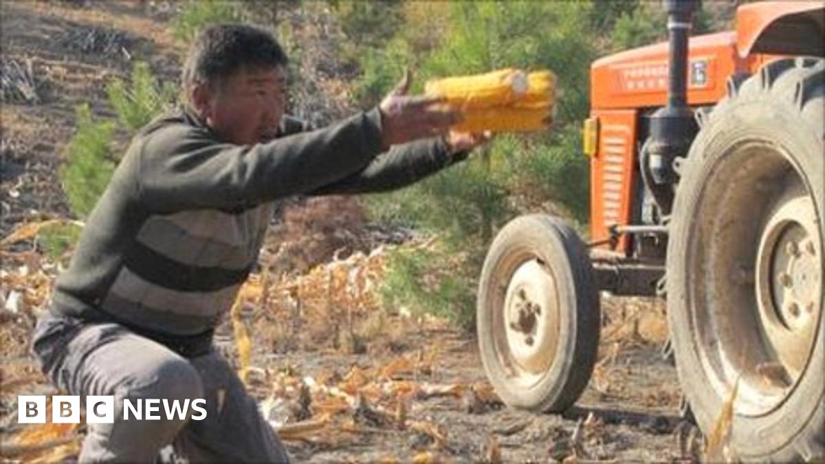 Life in limbo in Chinese village that does not exist - BBC News