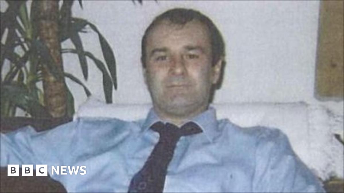 Two accused of murdering Steven Sheppard in Colne - BBC News