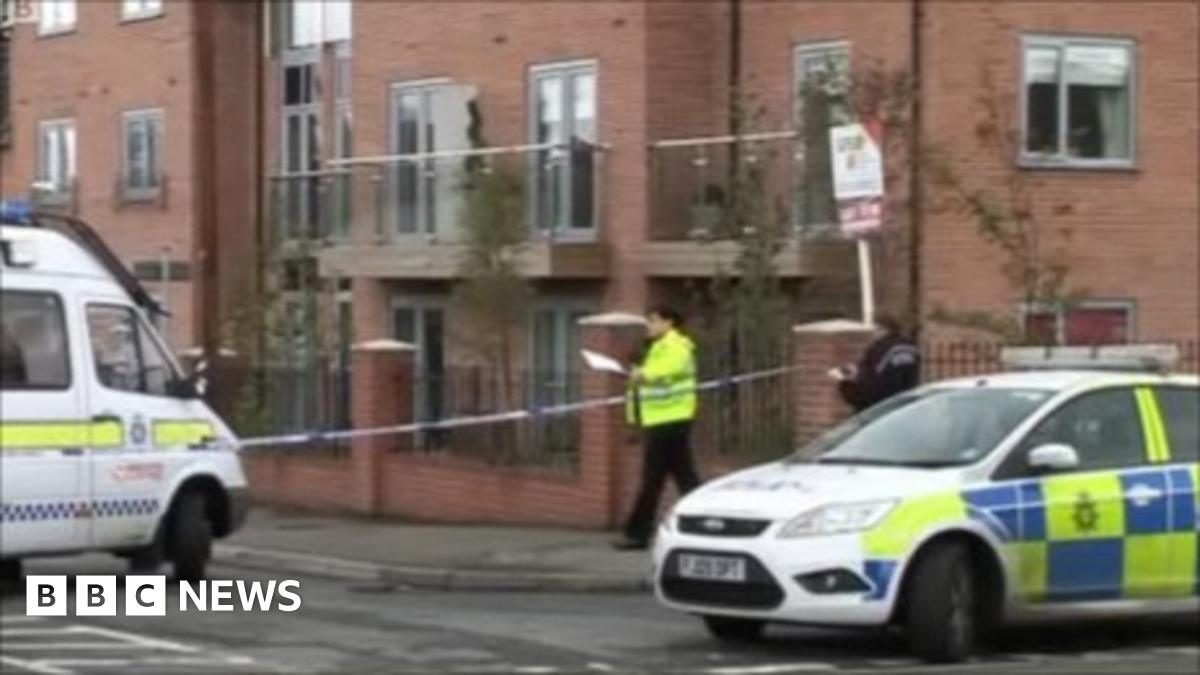Mapperley Top school evacuated after chemicals found - BBC News