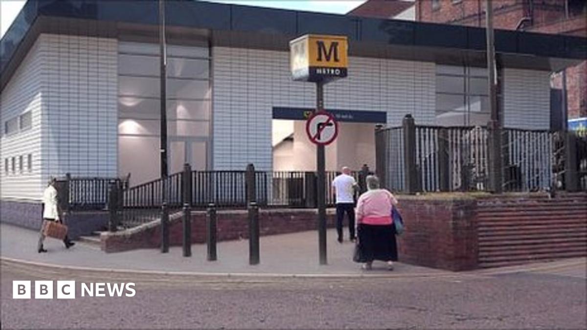 North Shields metro station rebuild closes line - BBC News