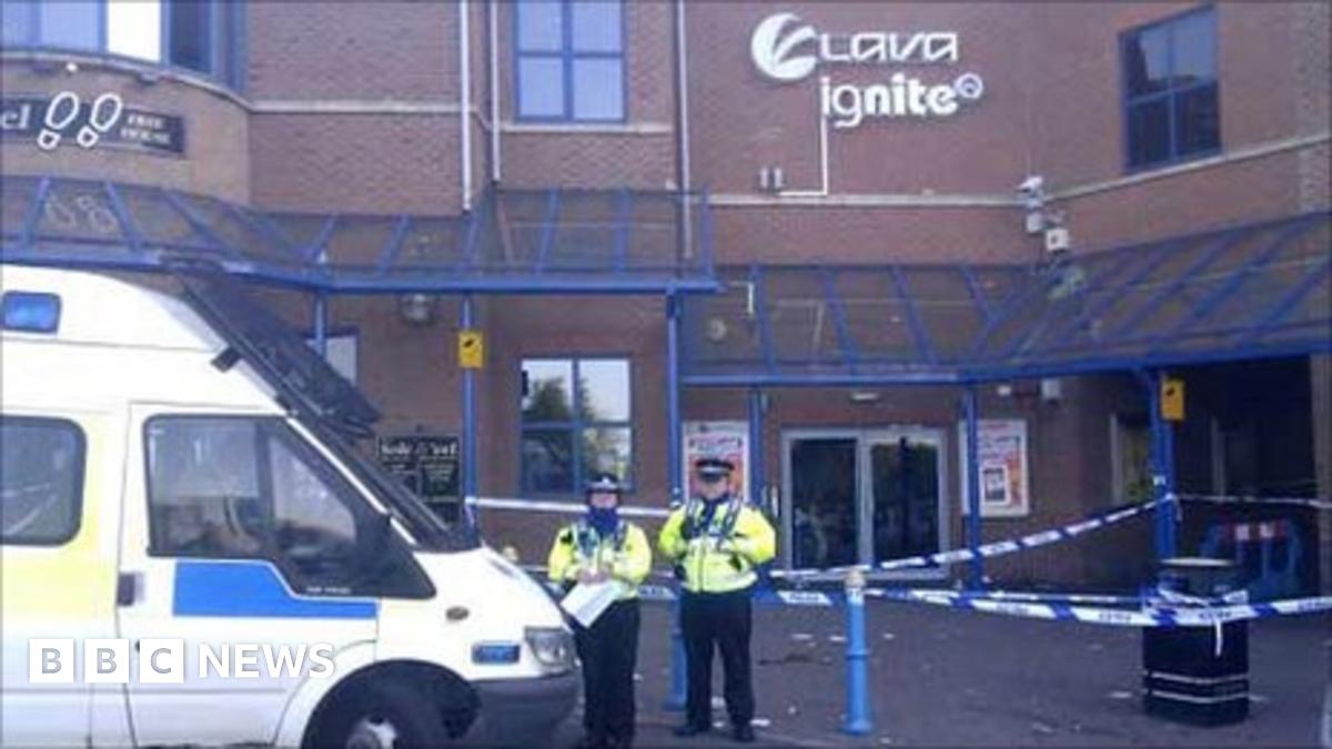 Lava Ignite staff 'lost control' before crush death - BBC News