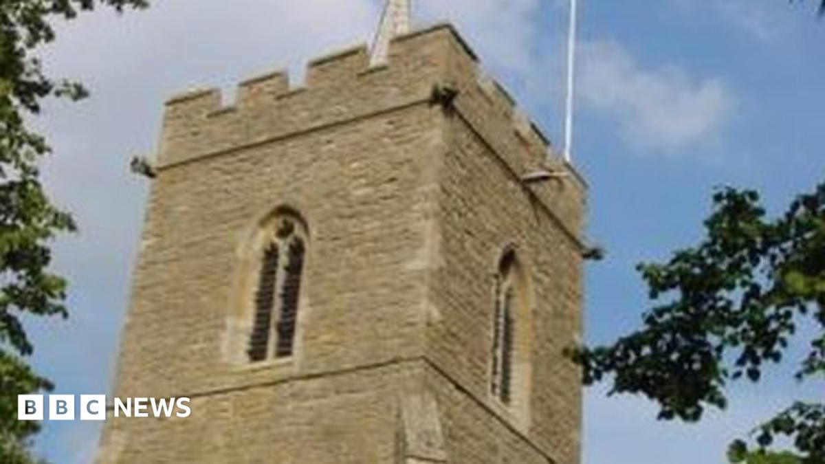 Biddenham church calls for more bellringers - BBC News