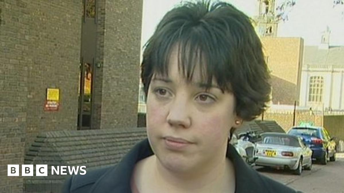 Kent Policewoman not guilty of false attack claim - BBC News