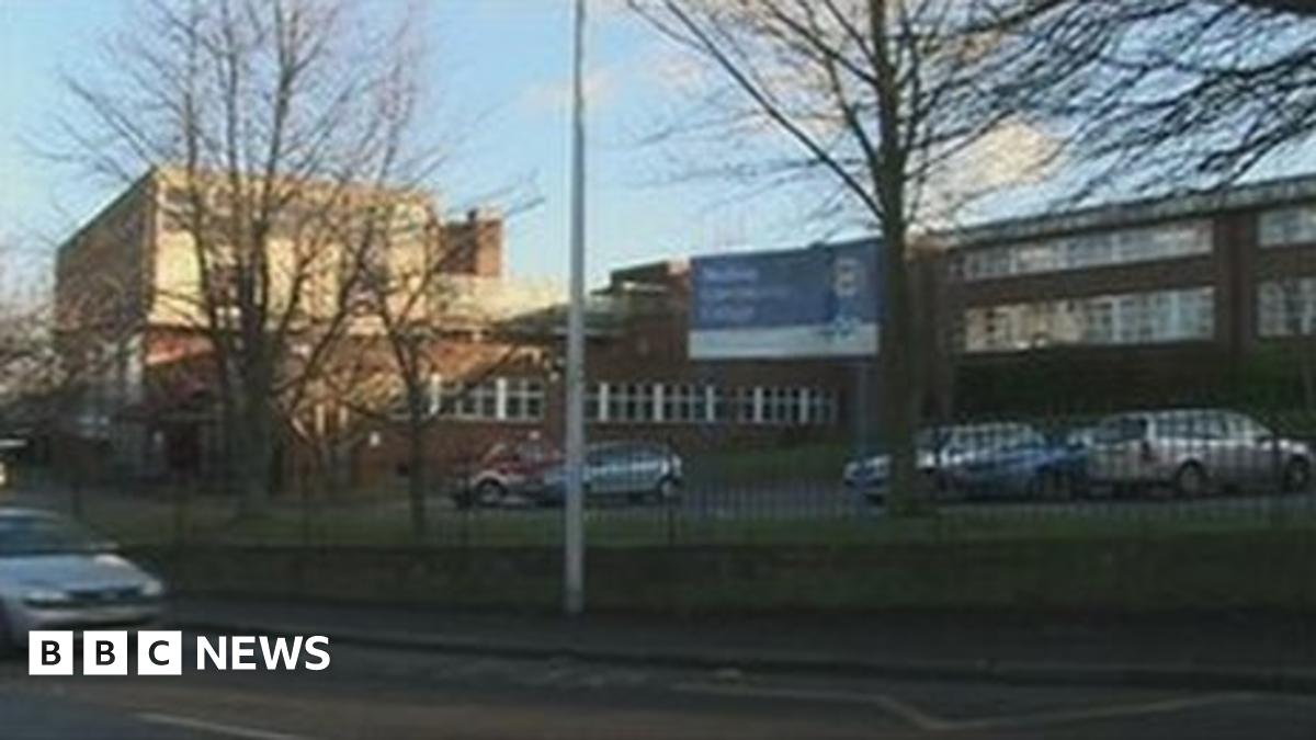 Bishop of Rochester names Colin Boxall as new principal - BBC News