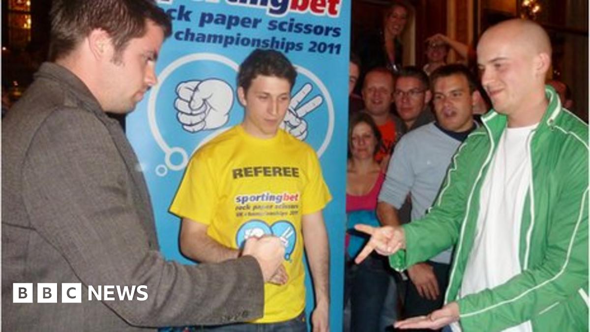 Rock Paper Scissors UK champion from Woking for third year - BBC News