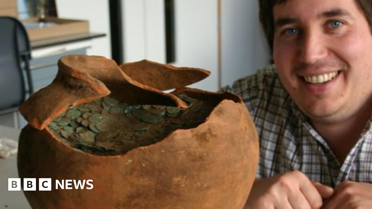 Hoard of Roman coins declared 'treasure' in Shrewsbury - BBC News