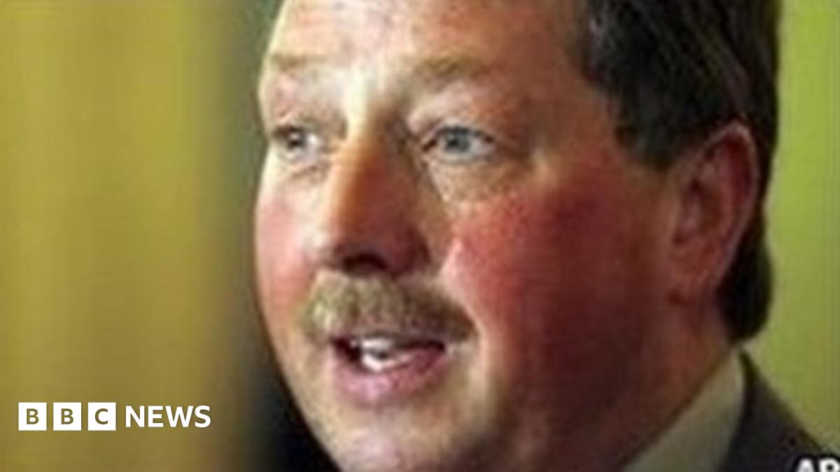 Finance Minister Sammy Wilson: Tesco will not 'bully' us - BBC News
