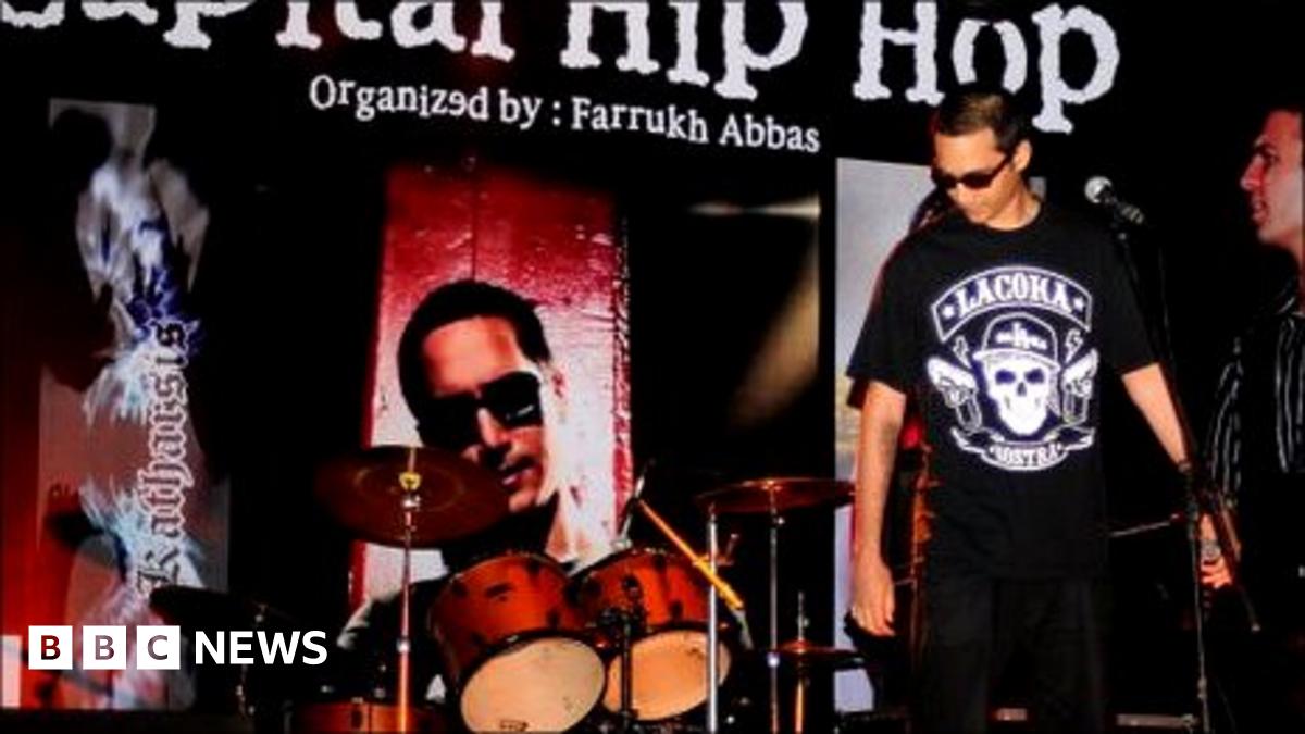 Adil Omar: Rapper challenging Pakistan to think differently - BBC News