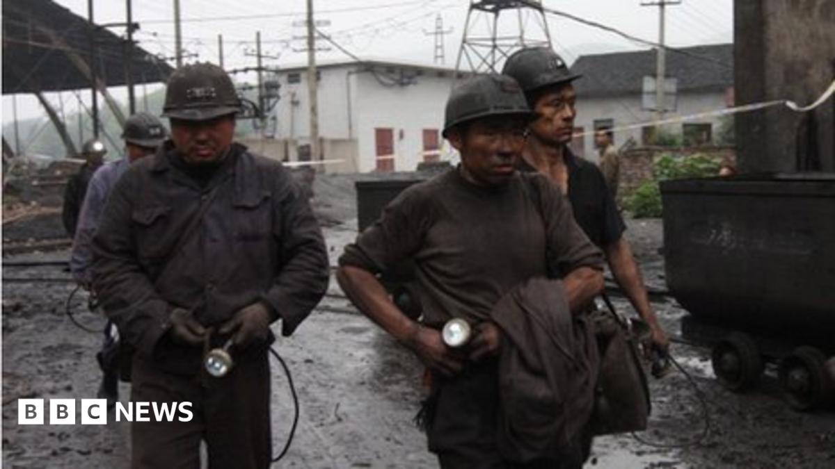 China mine disaster: Dozens trapped by 'rock burst' - BBC News
