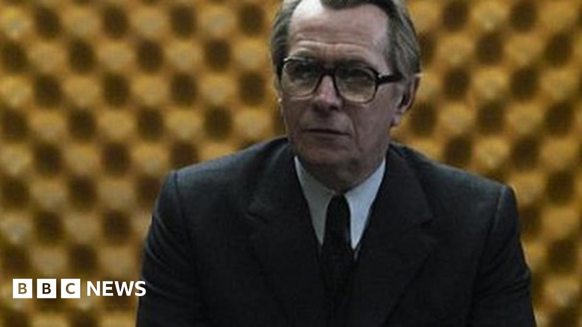 UK films urged to be more 'mainstream' in new report - BBC News