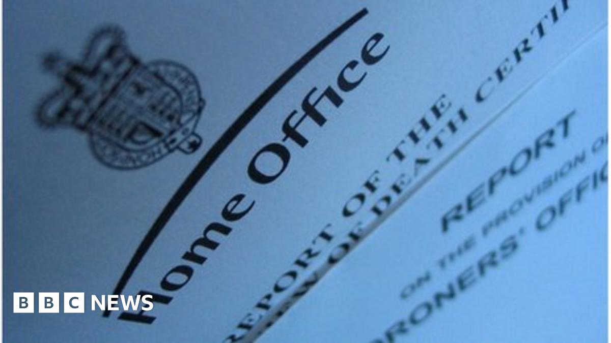 Gamekeeper Robert Hocking died in Boconnoc quad bike crash - BBC News