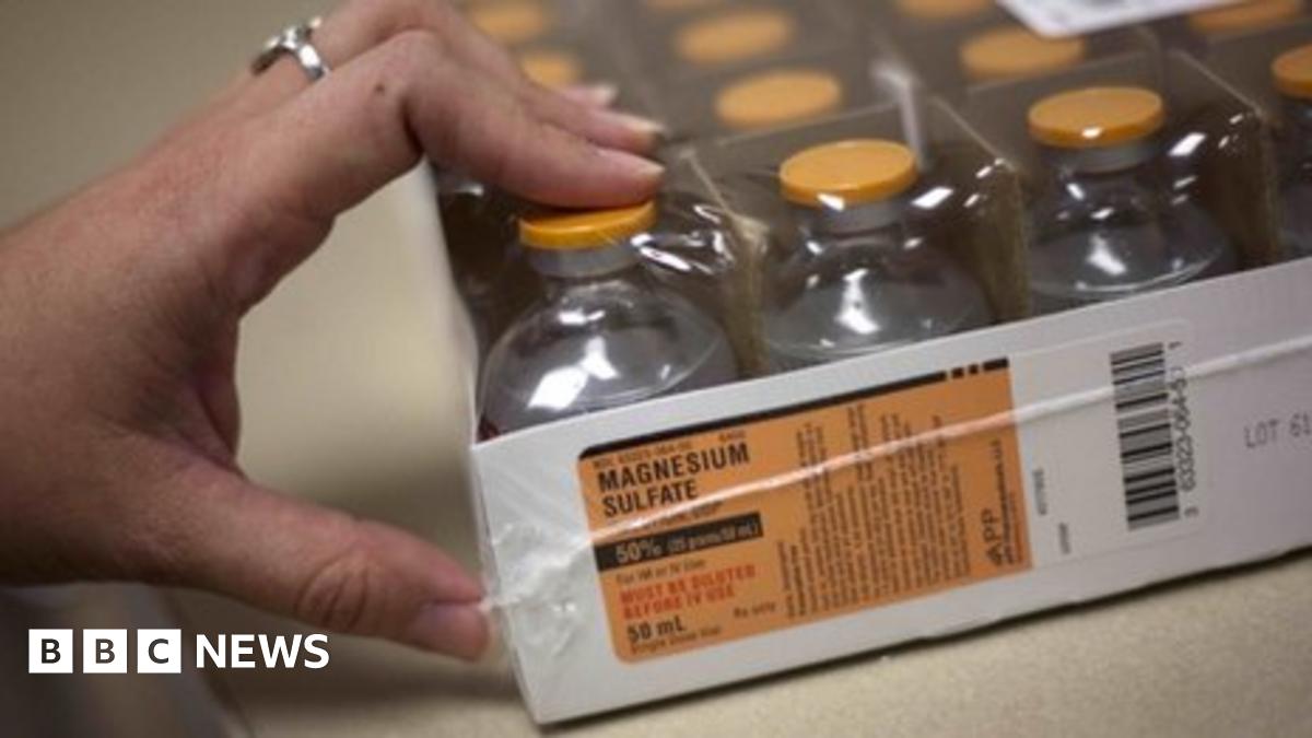 Obama orders action to address shortages of vital drugs - BBC News