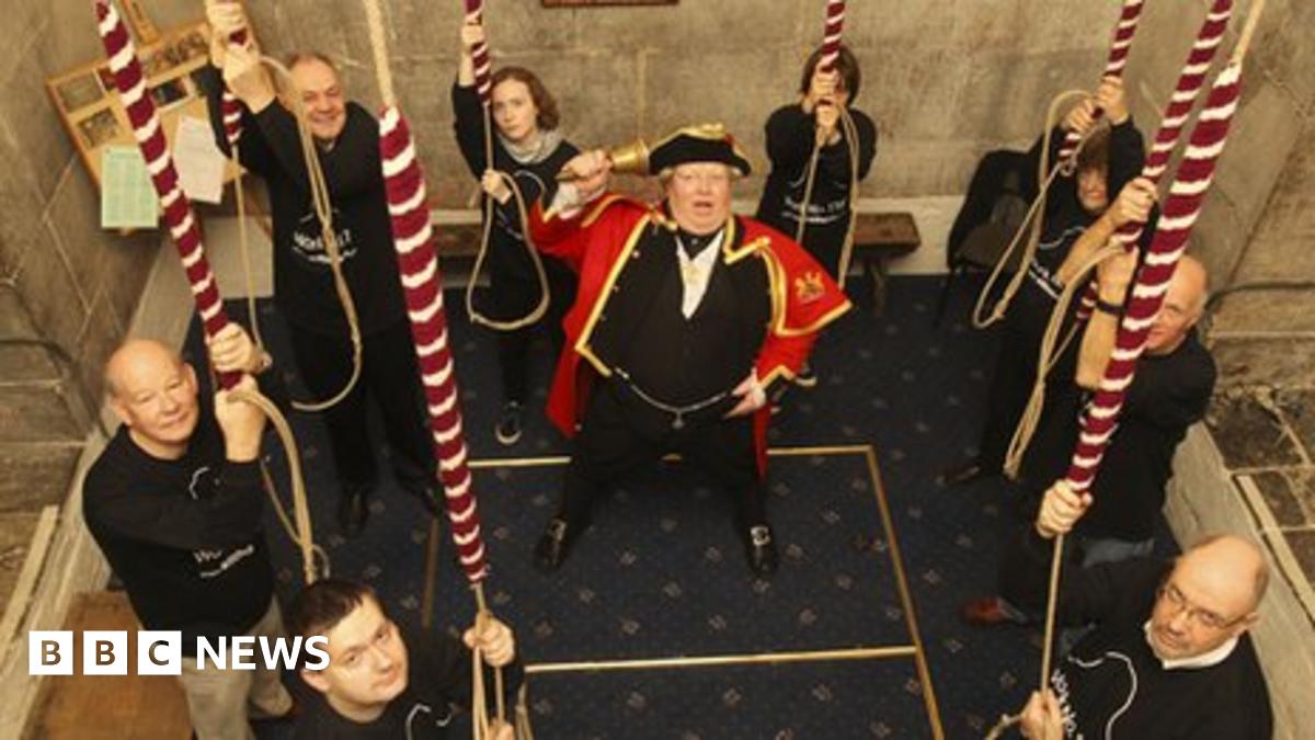 Mass bell-ringing heralds Olympics opening - BBC News