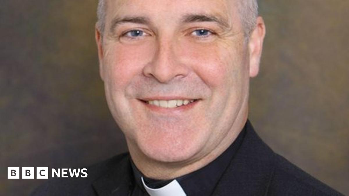 Bishop of Chelmsford sets out 15-year transformation plan - BBC News