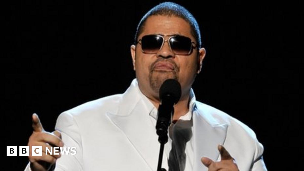 Hip-hop star Heavy D dies aged 44 - BBC News