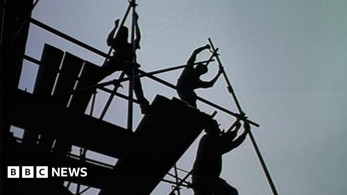 Hanham Hall 'eco-village': Plans for fewer affordable homes - BBC News