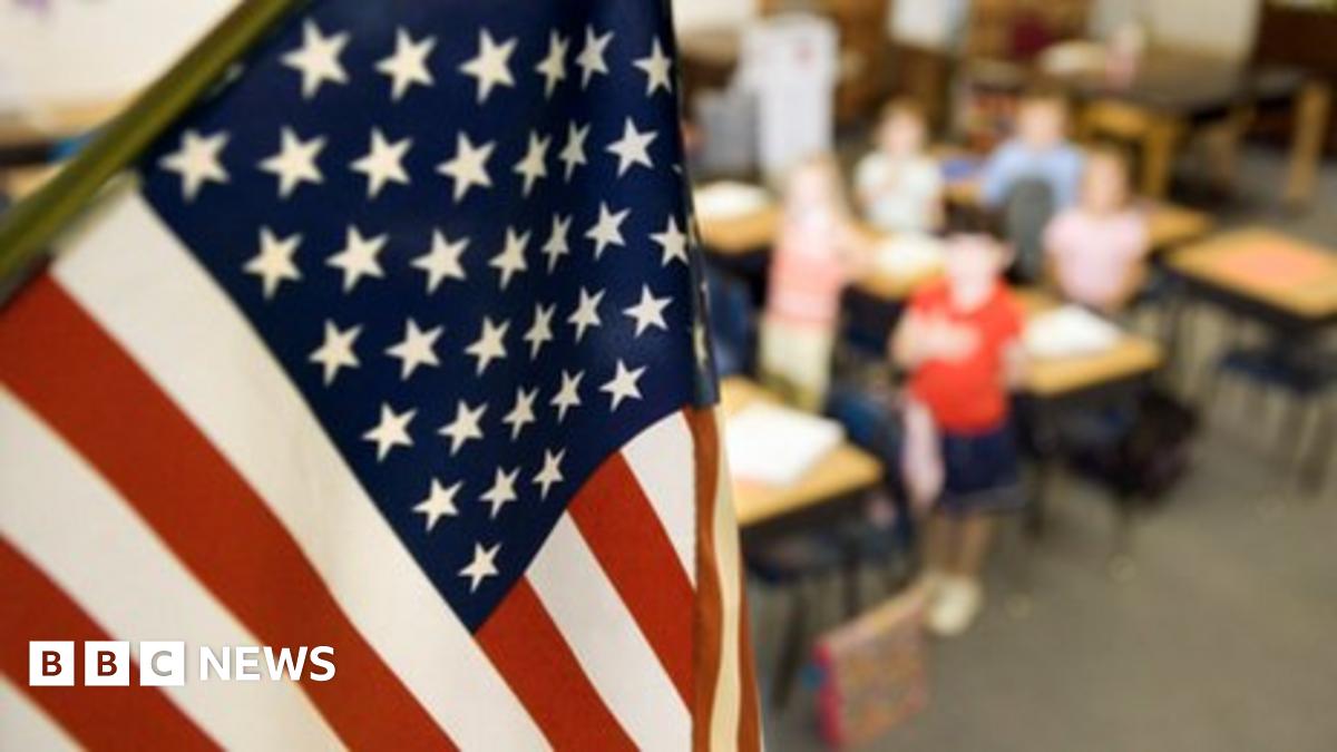 Five hidden messages in the American flag - BBC News