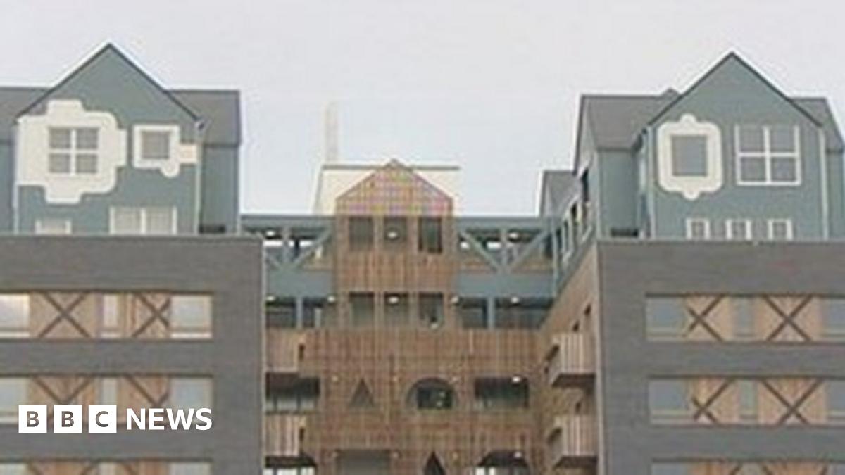 Middlesbrough's Middlehaven dock revamp put on hold - BBC News