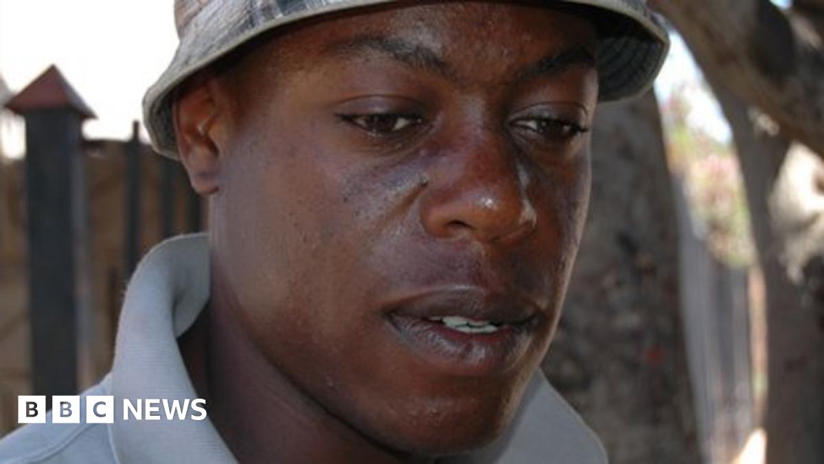 South African ex-convict battles with crime temptation - BBC News