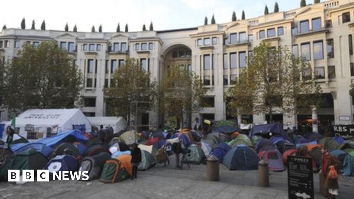 St Paul's protest: 'Defecation and drugs' at Occupy camp - BBC News