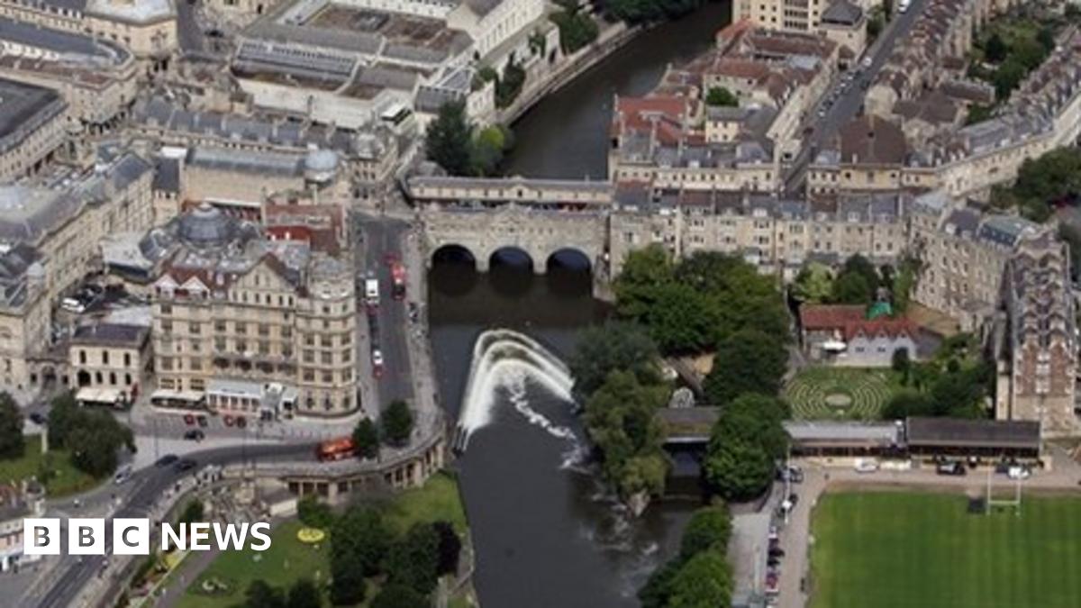 Dry reservoir planned to reduce Bath flood risk - BBC News