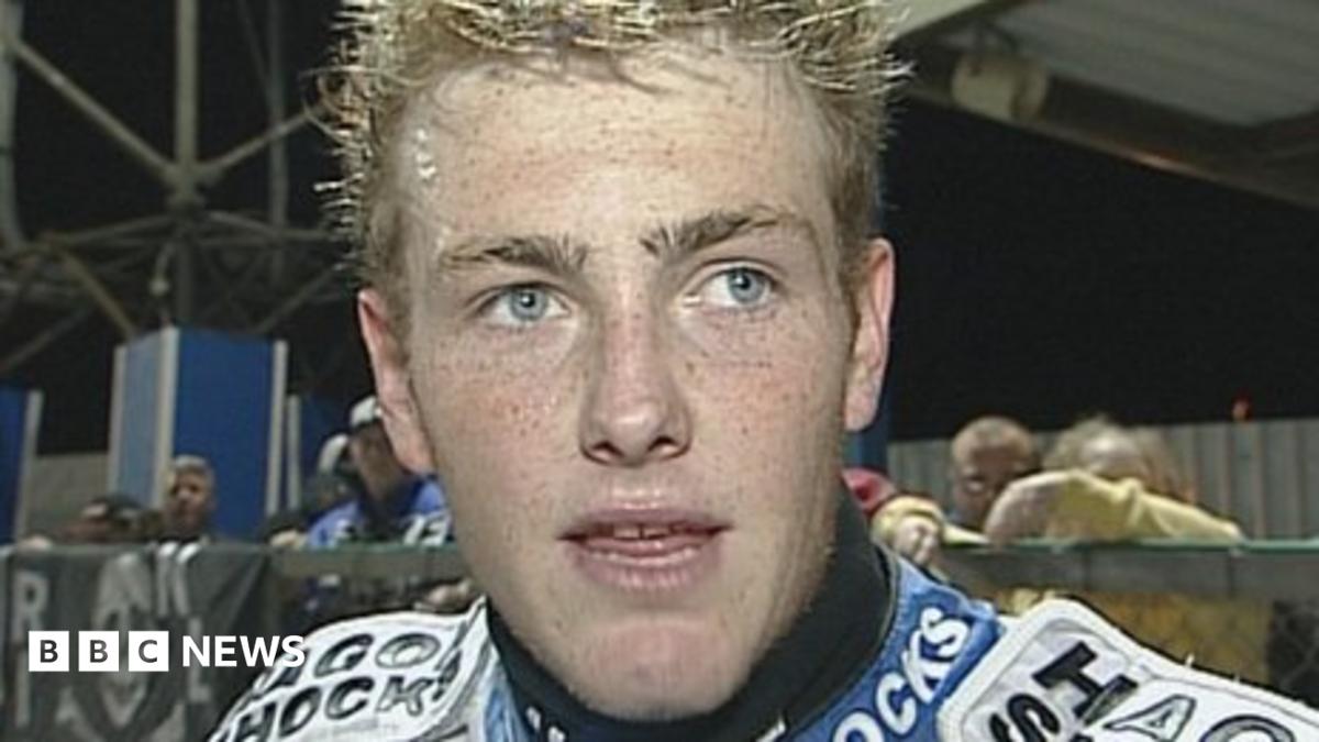 Poole speedway rider Darcy Ward on sex assault charge - BBC News
