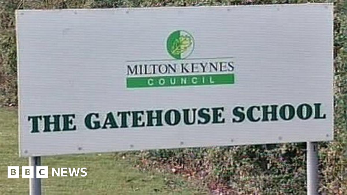 Gatehouse School: Academy status secures future - BBC News
