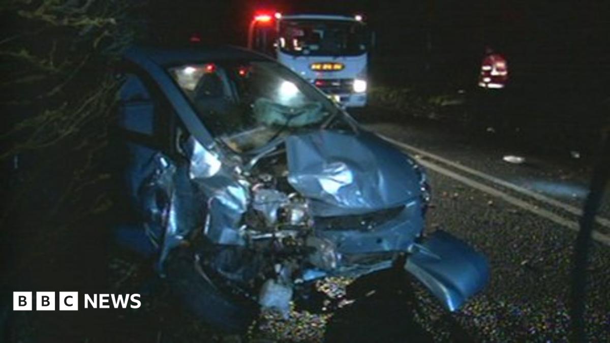 A27 Lewes crash: Seven injured in four-car collision - BBC News