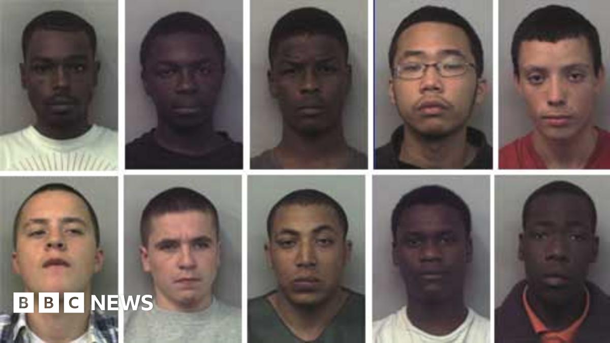 Thirteen sentenced for Bletchley riots - BBC News