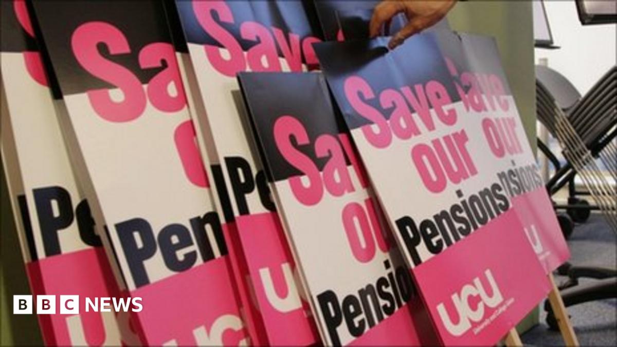 Public sector strike: 'Why I am taking part' - BBC News