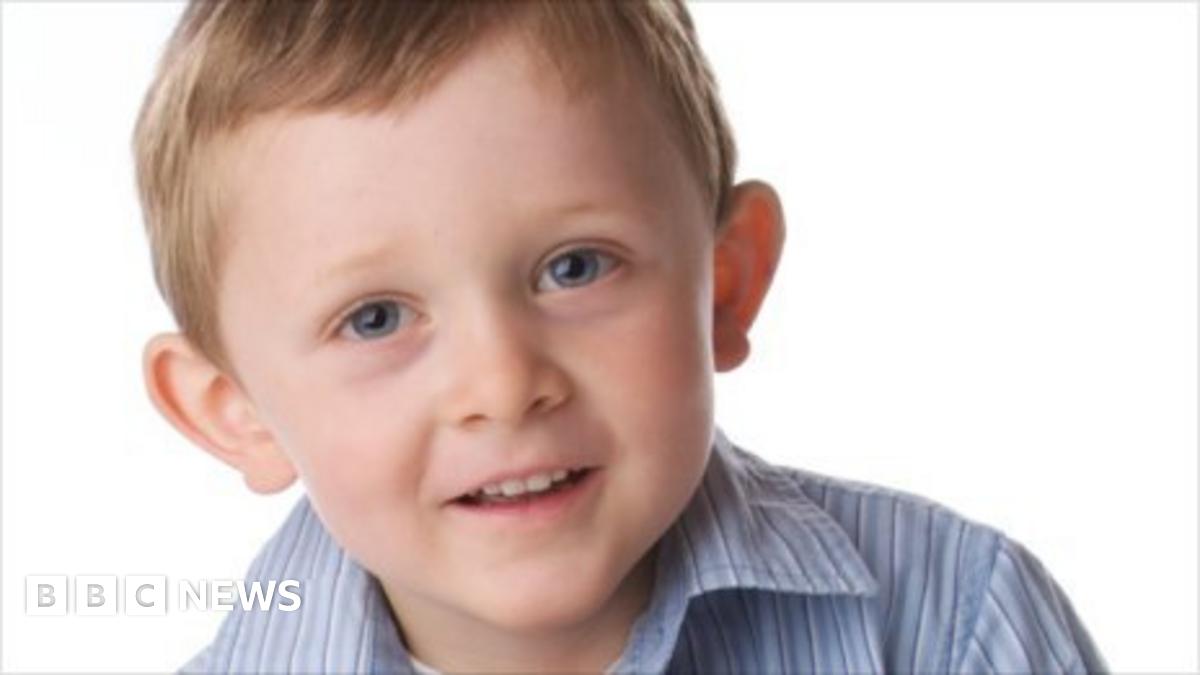 Toddler Ryan Pearman's pool death accidental - BBC News