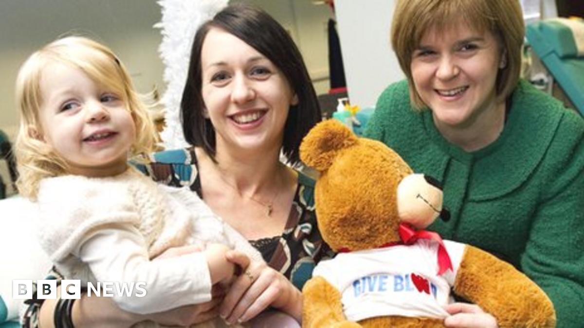 Haemorrhage woman in blood appeal - BBC News