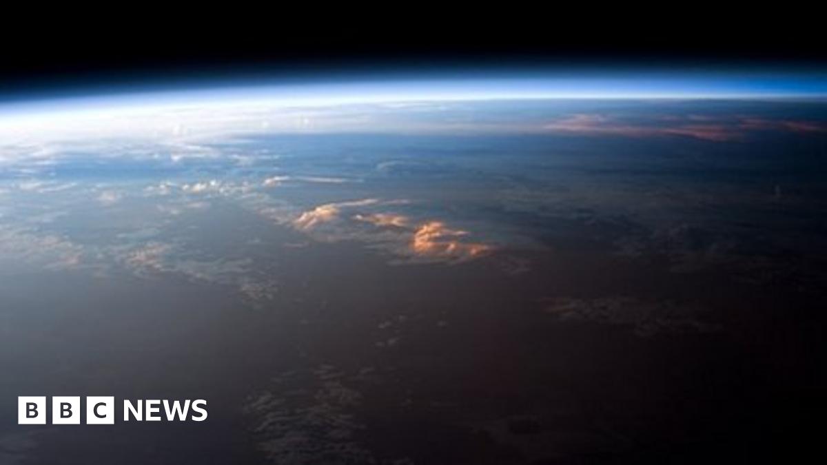 Life on Earth: Is our planet special? - BBC News