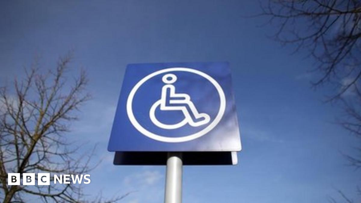 New-look blue badges free for disabled drivers in Wales - BBC News