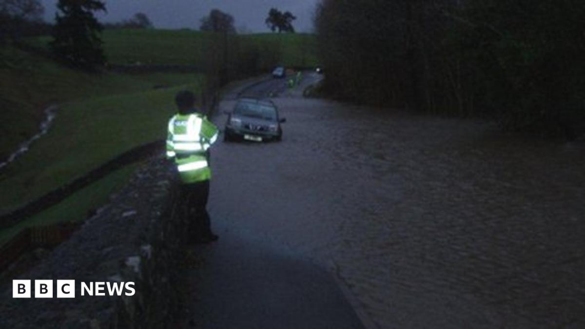 Cumbria suffers flooding after heavy rain - BBC News