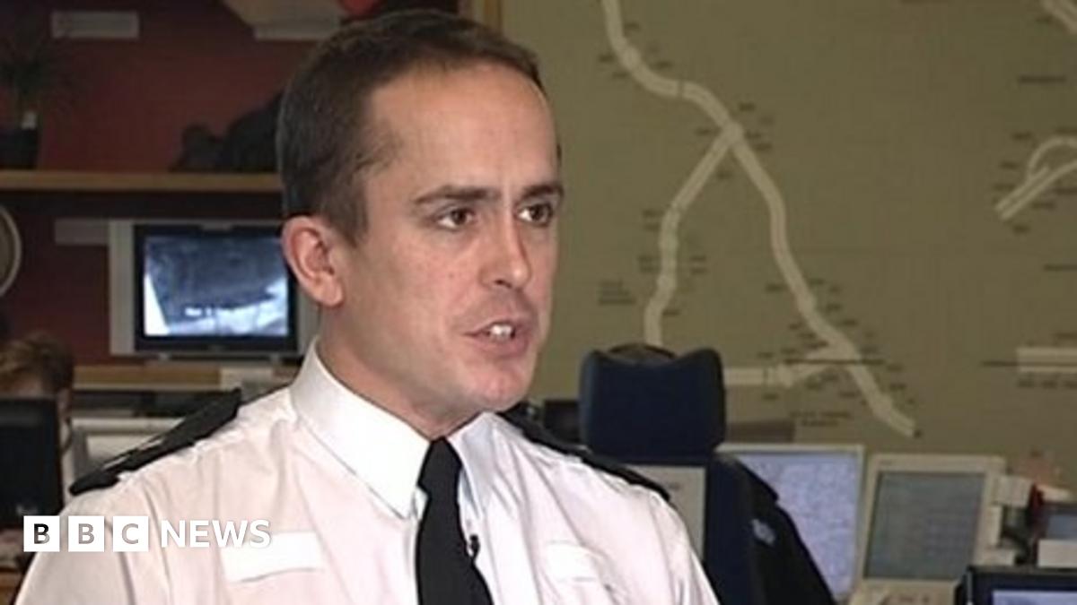 Ex-Leicestershire police officer Toby Day killed his family - BBC News