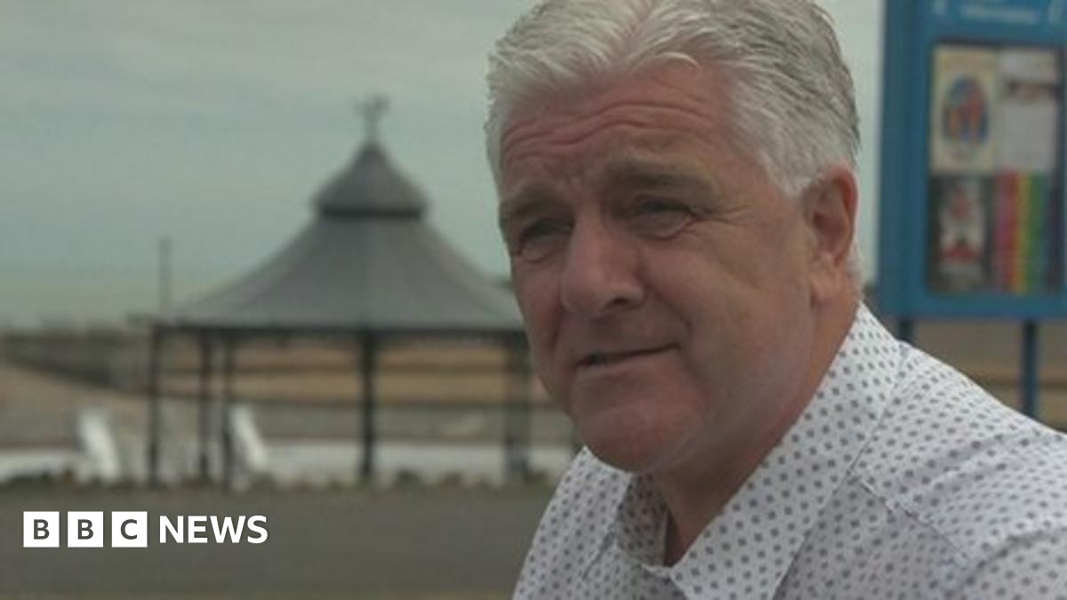 Clive Hart elected as Labour leader for Thanet council - BBC News