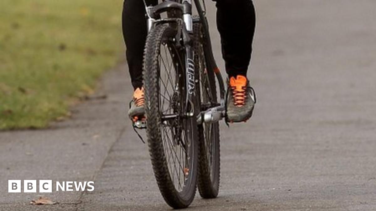 Leicester bike park reopens after major refurbishment - BBC News