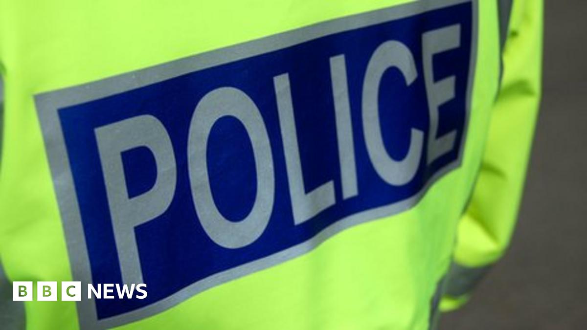 Deaths of a man and a woman in Merkinch probed - BBC News