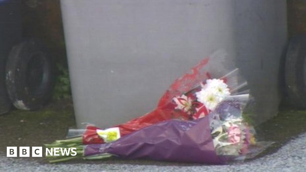 Stoke-on-Trent body: More tests to find cause of death - BBC News